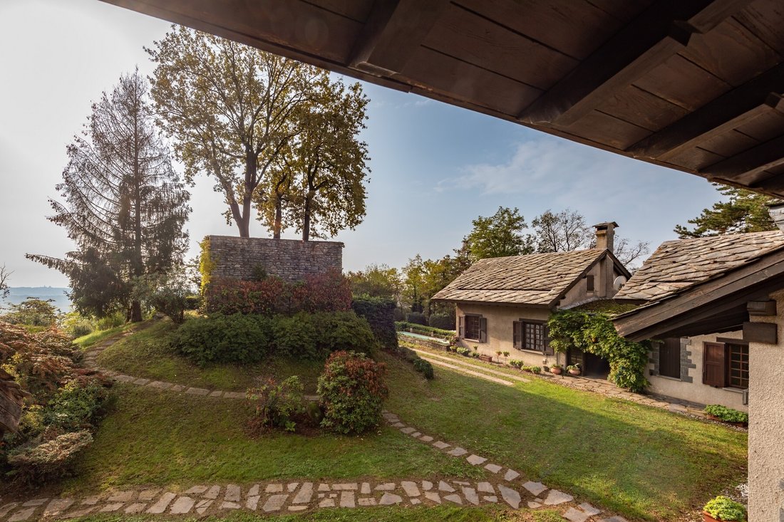 Enchanted Villa Country Chic On The Hills In Bodio Lomnago, Lombardy ...