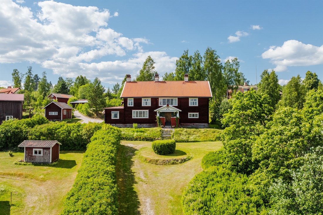 National Romantic Villa With Stunning Views In Leksand, Dalarna County ...