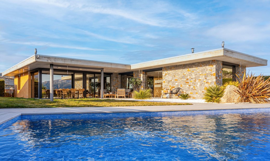 Spectacular Design House With Incredible Views In Tona, Spain ...