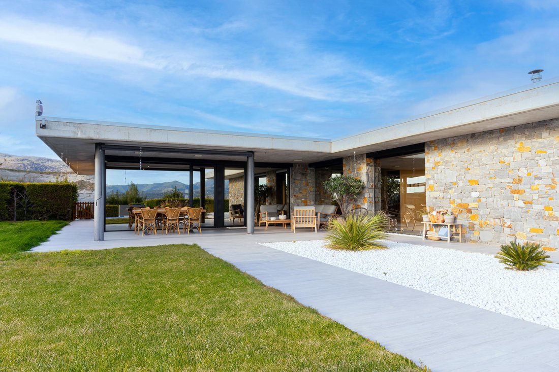 Spectacular Design House With Incredible Views In Tona, Spain ...