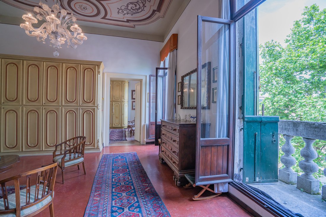 Piano Nobile Palazzo Mariani In Venice, Italy For Sale (15169344)