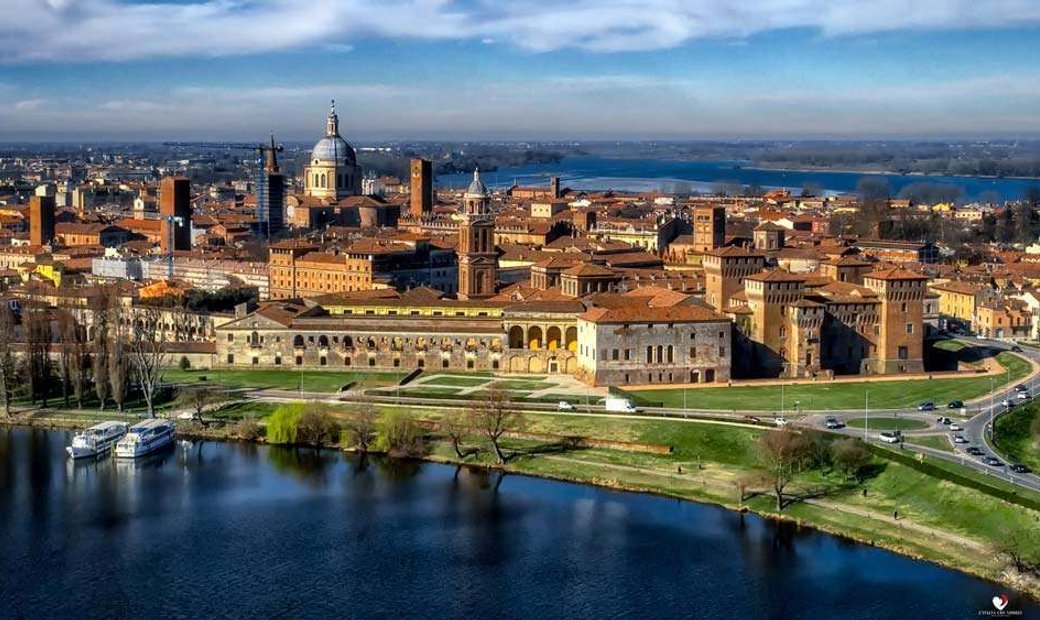 Prestigious Apartment – Mantua Historic Center In Mantua, Lombardy ...
