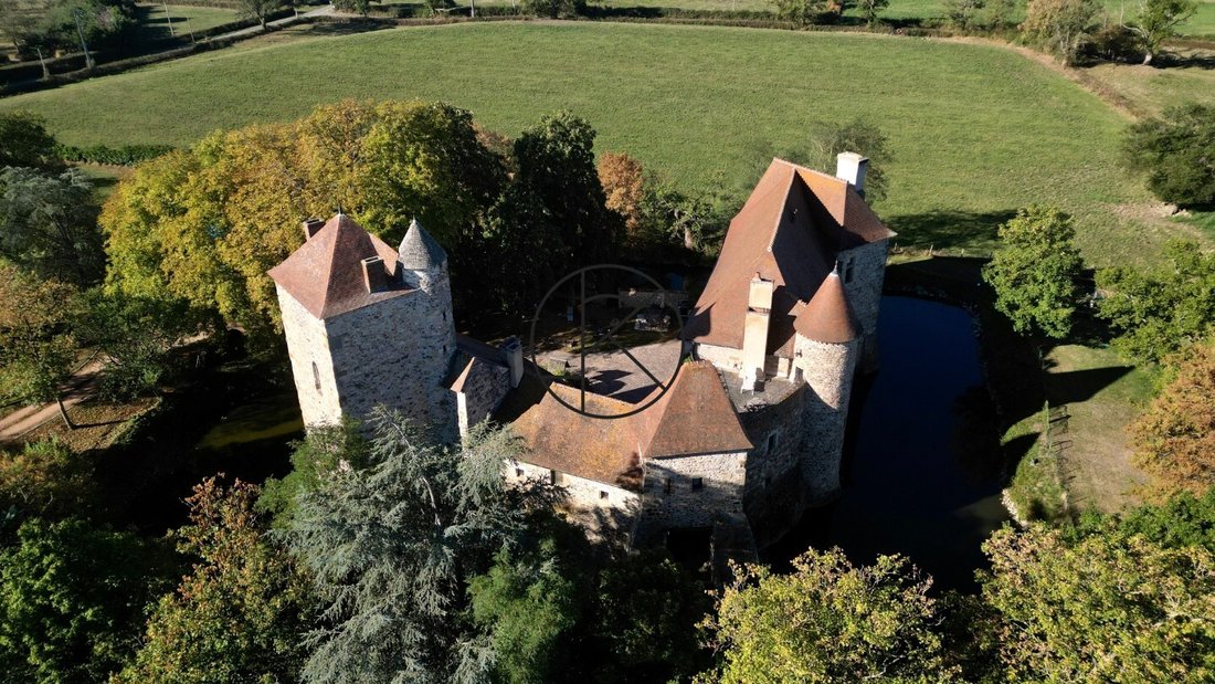 Castle Listed As Historical In Montluçon, Auvergne Rhône Alpes, France ...