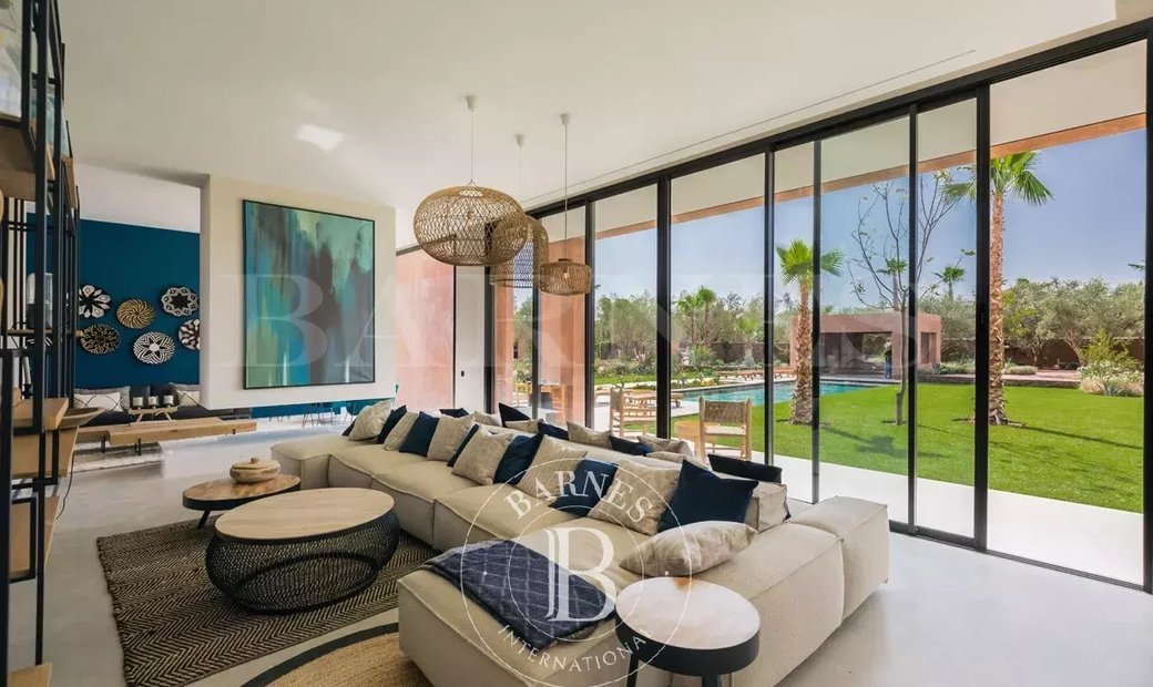 Luxury Contemporary Villa With Infinity Pool In Menara, Marrakesh Safi ...