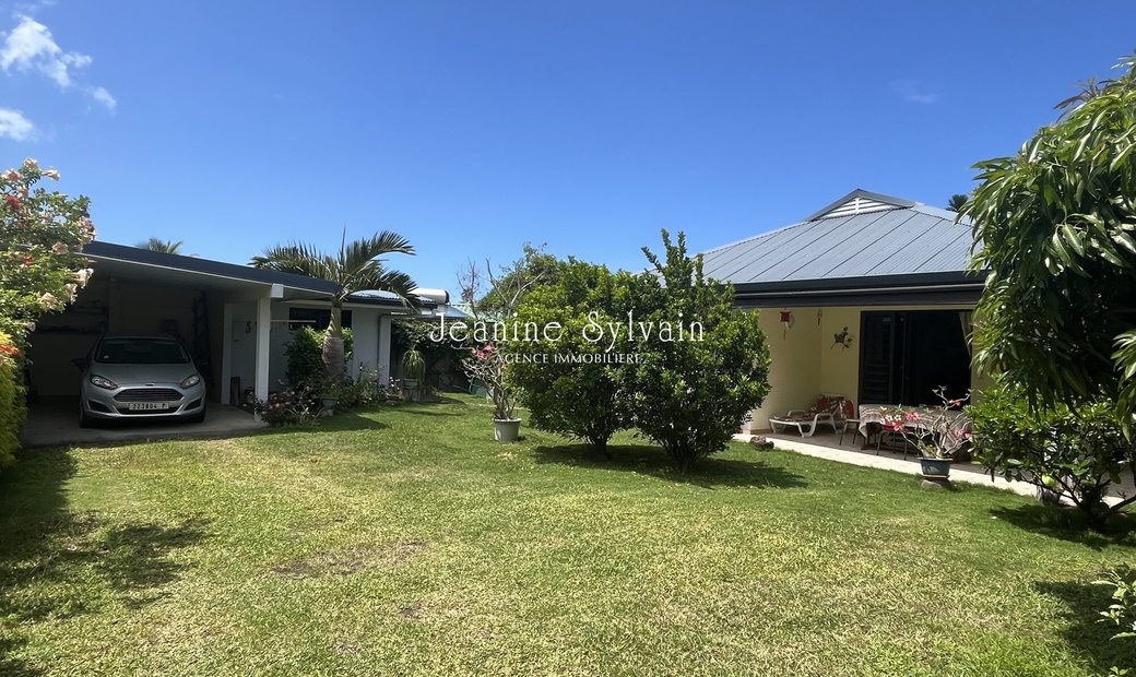 Paea House In Pā'Ea, Windward Islands, French Polynesia For Sale (15177952)