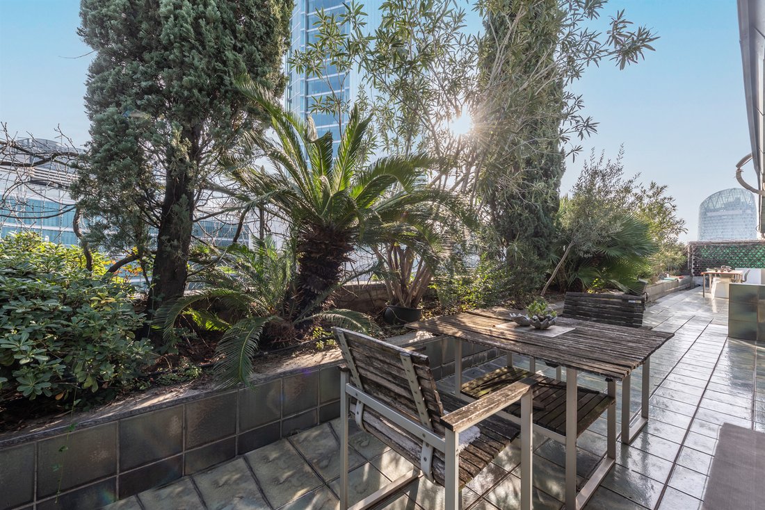 Bright Residence With Two Large Planted Terraces And A Garage In Milano ...