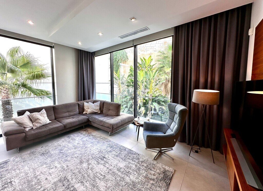 Iklin Bungalow In Iklin, Malta For Sale (15173744)