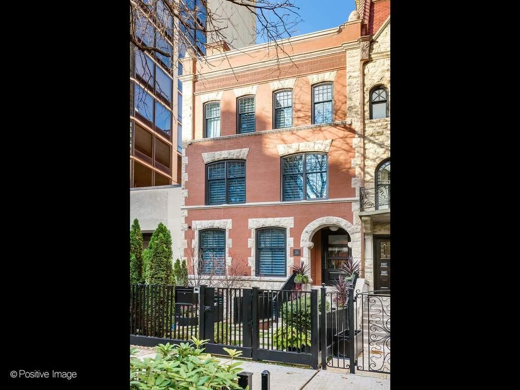 Single Family Detached Chicago United In Chicago, Illinois, United ...