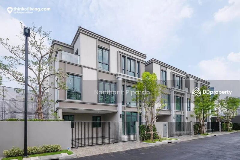 Baan Klang Muang Classe Ratchayothin, Bangkok In Chatuchak, Bangkok ...