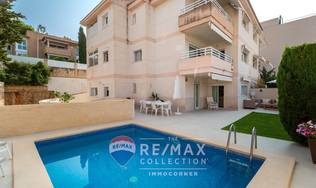 4 Bedroom Duplex Flat With In Sa Vileta Son Rapinya, Balearic Islands ...