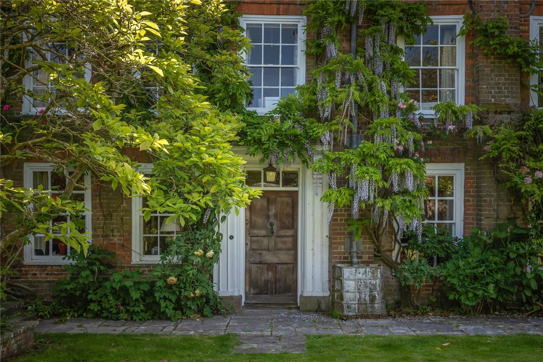 Colebrook Street, Winchester, Hampshire In Winchester, England, United ...