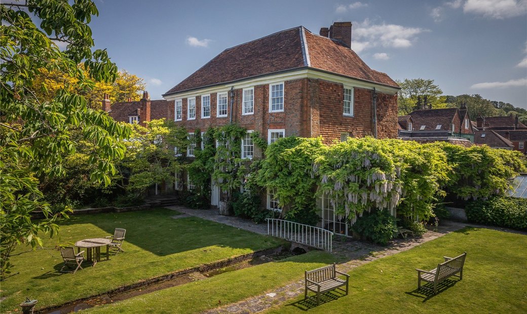 Colebrook Street, Winchester, Hampshire In Winchester, England, United ...