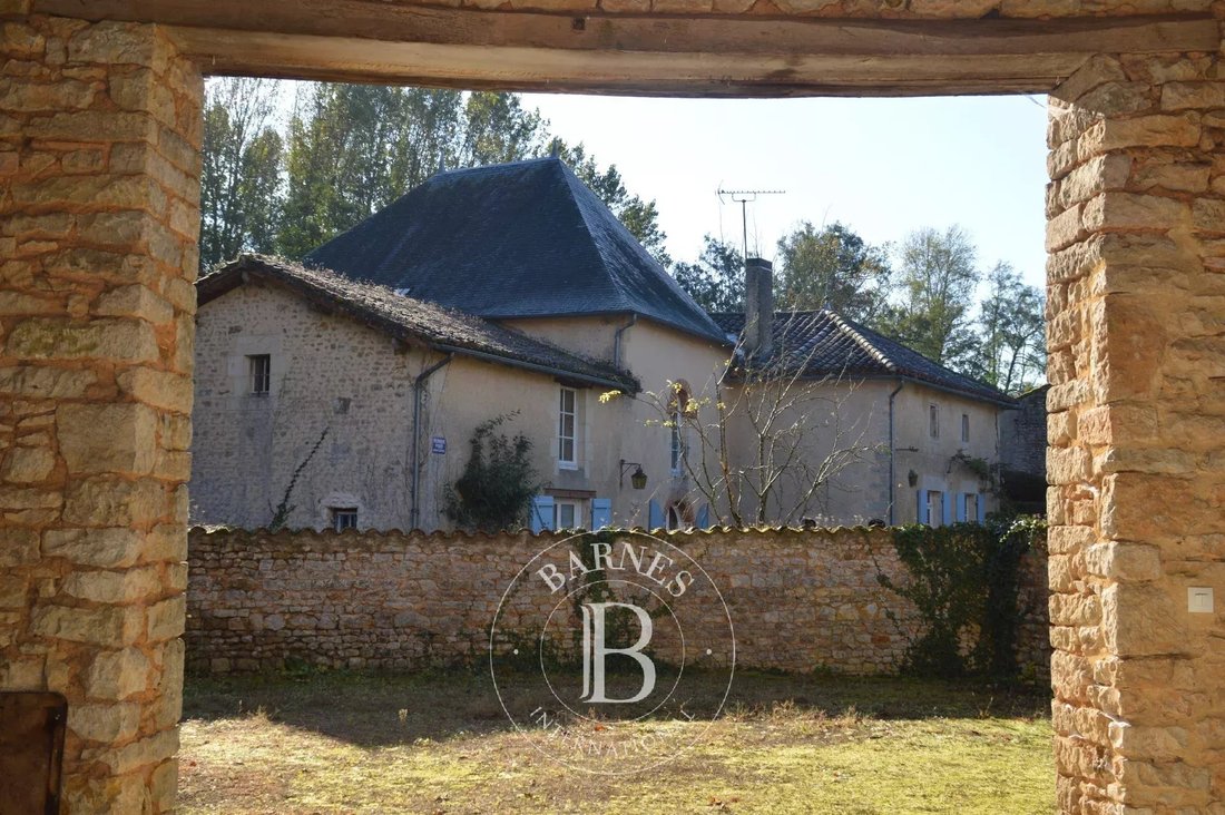 South Of Poitiers Country House Many In Vivonne, Nouvelle Aquitaine ...
