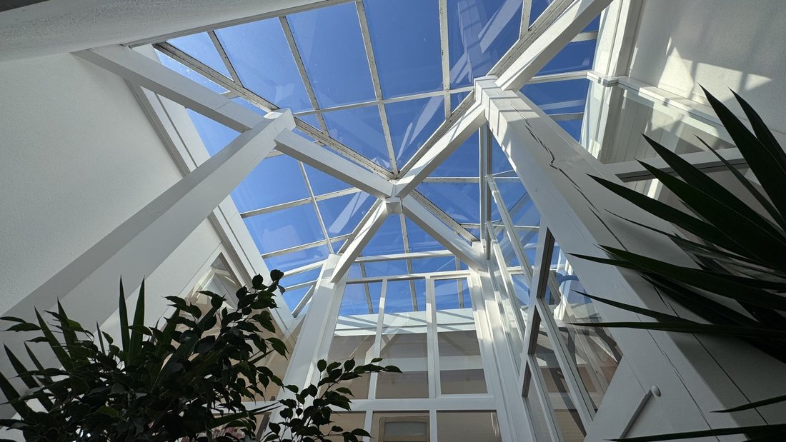 Maison Atypique D'architecte Des Annees 80 De Type 9 Pieces Sur Une In ...