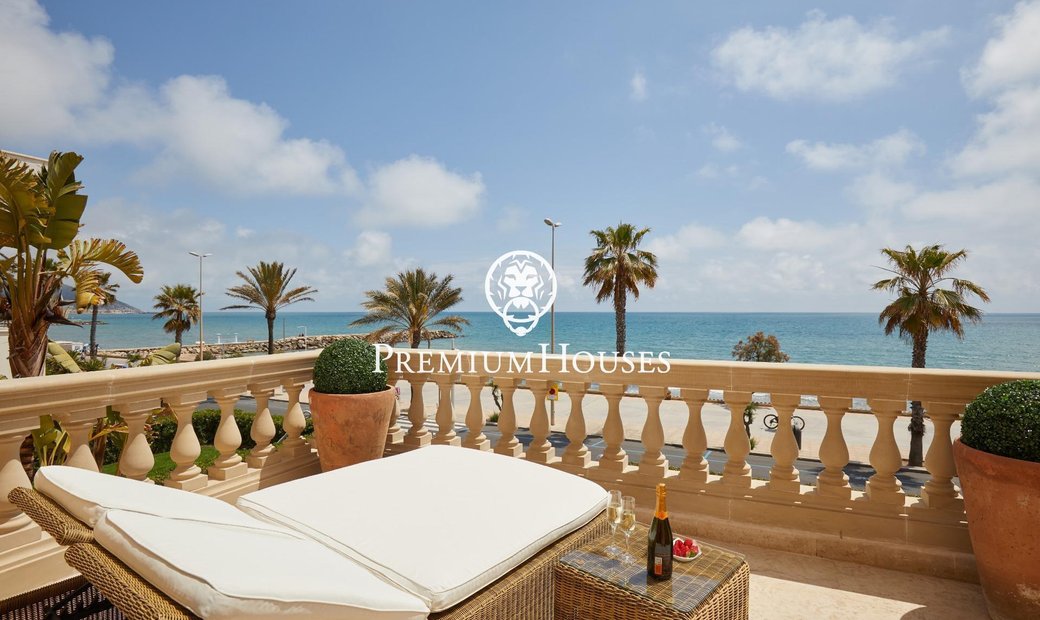 House On The Seafront In Vinyet In Spain For Sale (15184425)