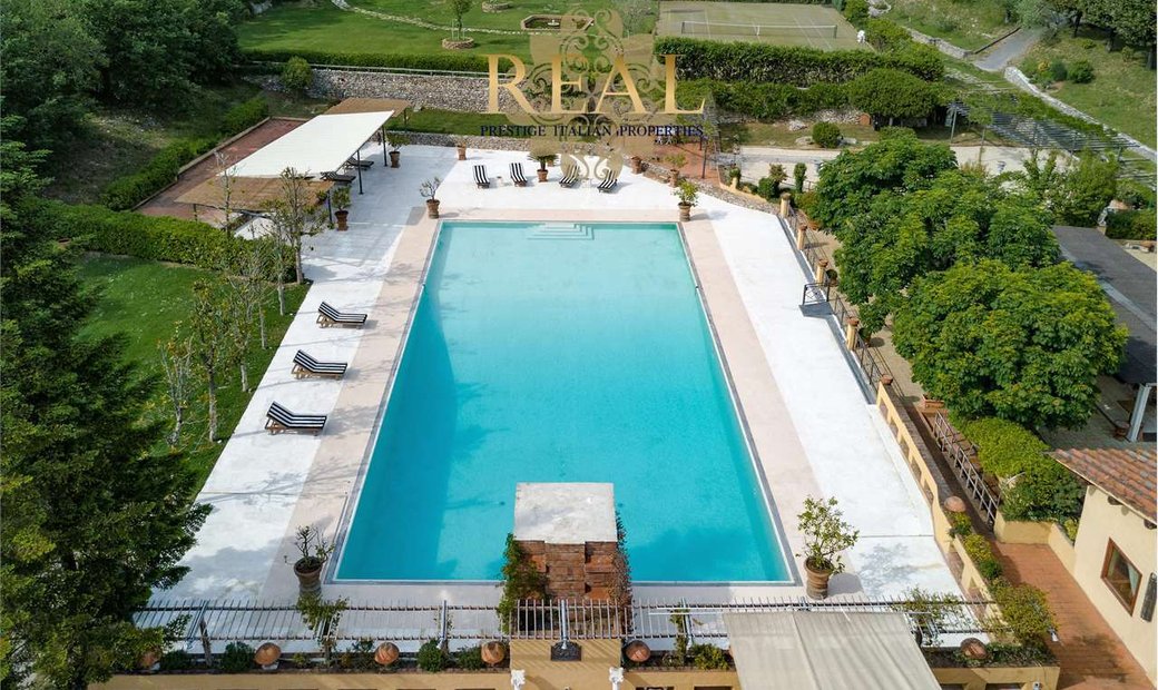 Elegant Villa With Swimming Pool And In Rignano Sull'arno, Tuscany ...