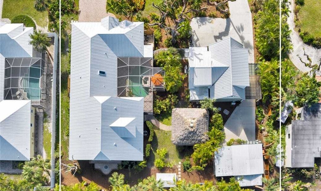 Unique Central Beach Compound In Vero Beach, Florida, United States For ...