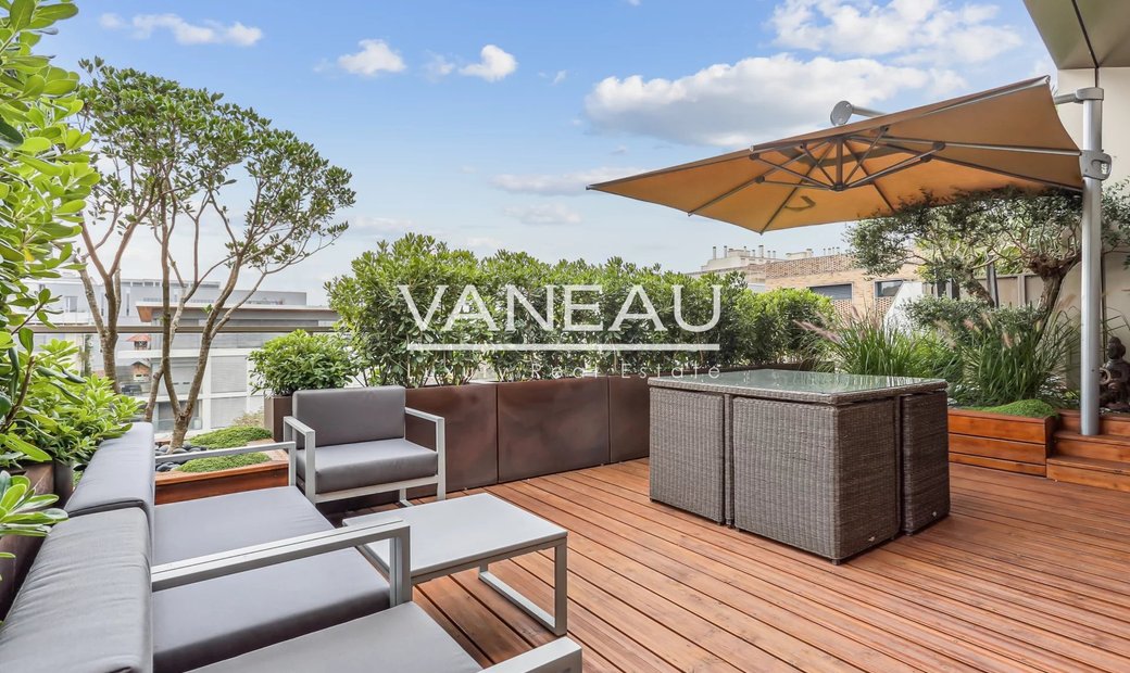 Paris X Ve Top Floor Terrace With Unobstructed In Paris, île De France ...