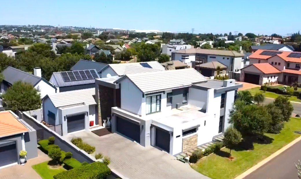 4 Bedroom House On Sale In Midstream Ridge In Centurion, Gauteng, South ...