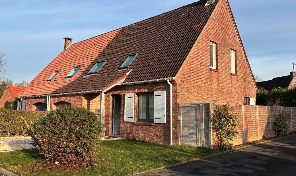 Bondues House In Bondues, Hauts De France, France For Sale (15187562)