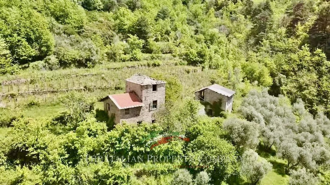 Villa Capponi: A Restoration Project With In Agaggio Inferiore, Liguria ...