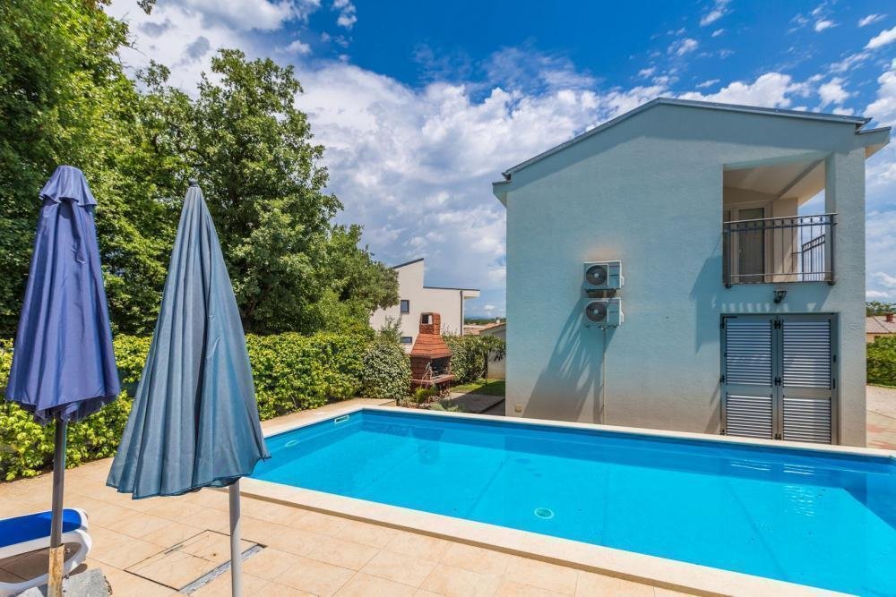 Villa For Sale In Krk, In Cedar Hill, Primorje Gorski Kotar County ...