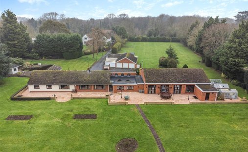 Luxury equestrian homes for sale in Hartley, England, United Kingdom ...