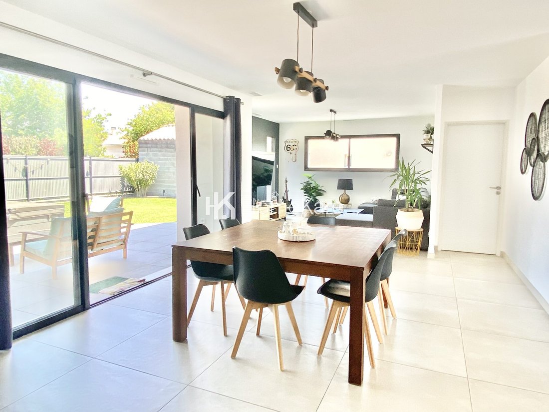 Mios Individuelle In Mios, Nouvelle Aquitaine, France For Sale (15194358)