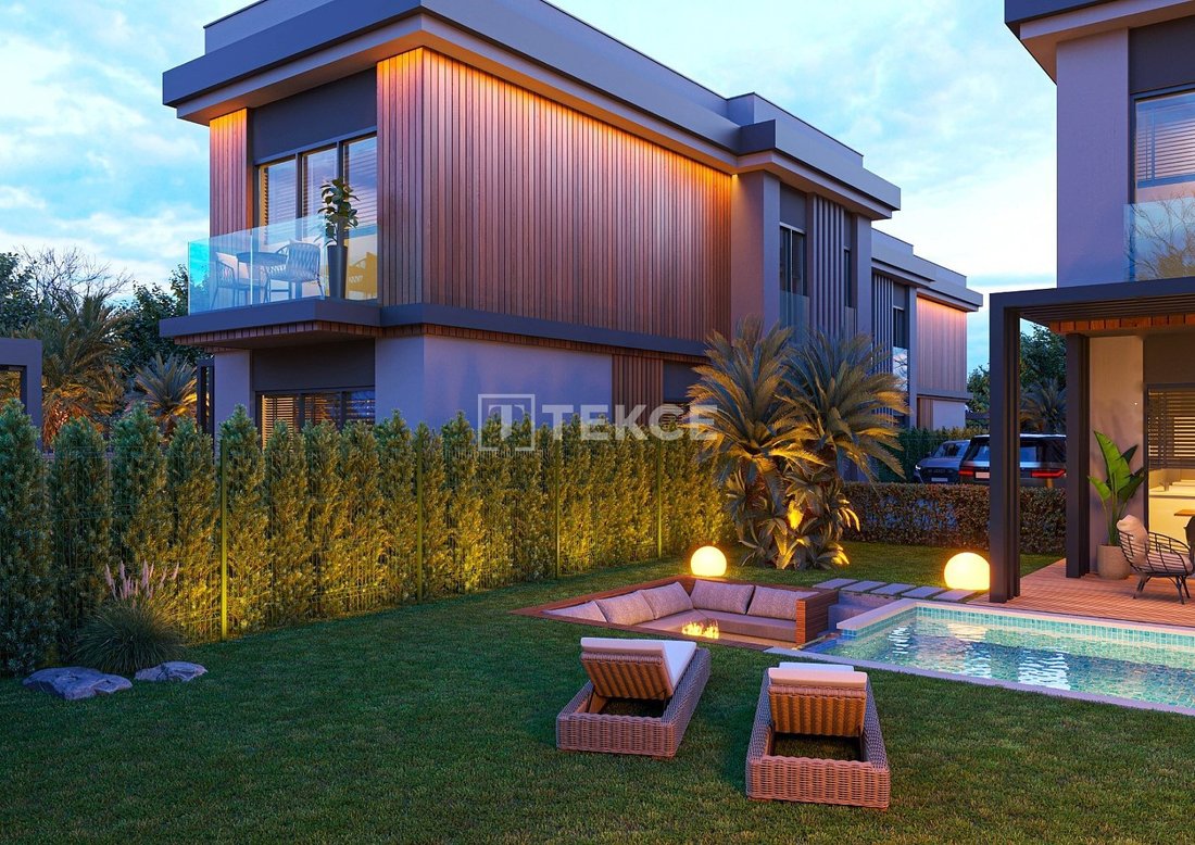 Detached Houses With Private Pools In Bursa Nilüfer In Gümüştepe, Bursa ...