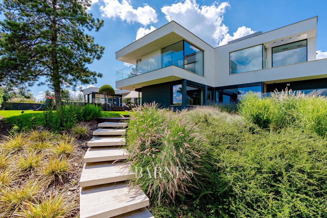 Exclusive Luxury Villa With Breathtaking In Budaörs, Pest County ...