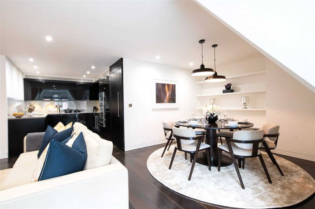 Duke Street, Mayfair W1 K In London, England, United Kingdom For Rent ...