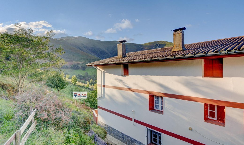 Goizueta House In Goizueta, Navarre, Spain For Sale (15192500)