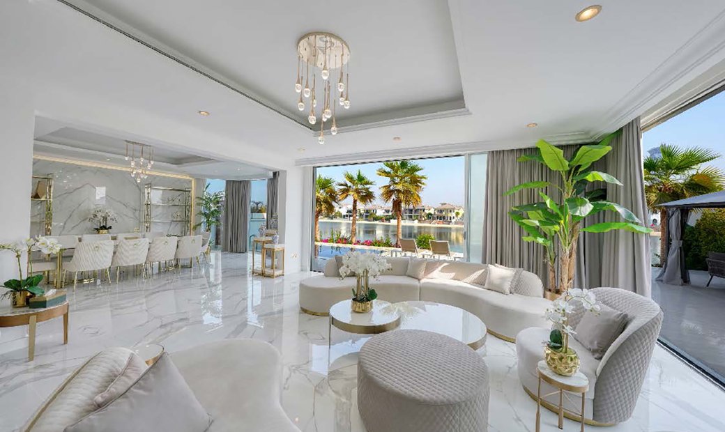 Stunning Villa On The Fronds Of Palm In Dubai, Dubai, United Arab ...