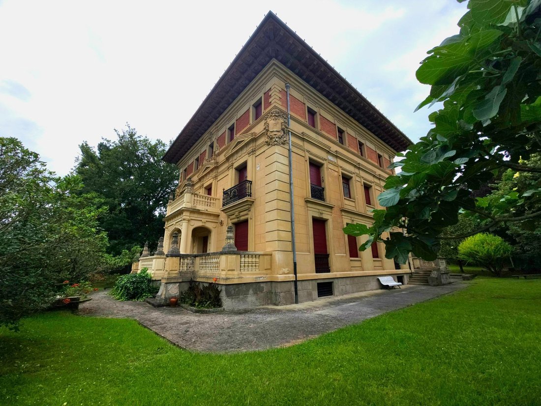 Gordexola Villa In Gordexola, Basque Country, Spain For Sale (15191973)