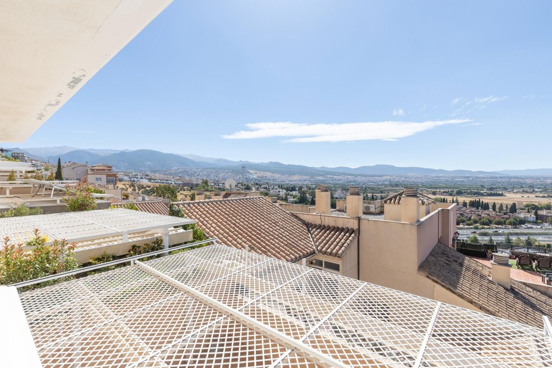 Granada Terraced House In Granada, Andalusia, Spain For Sale (15193070)