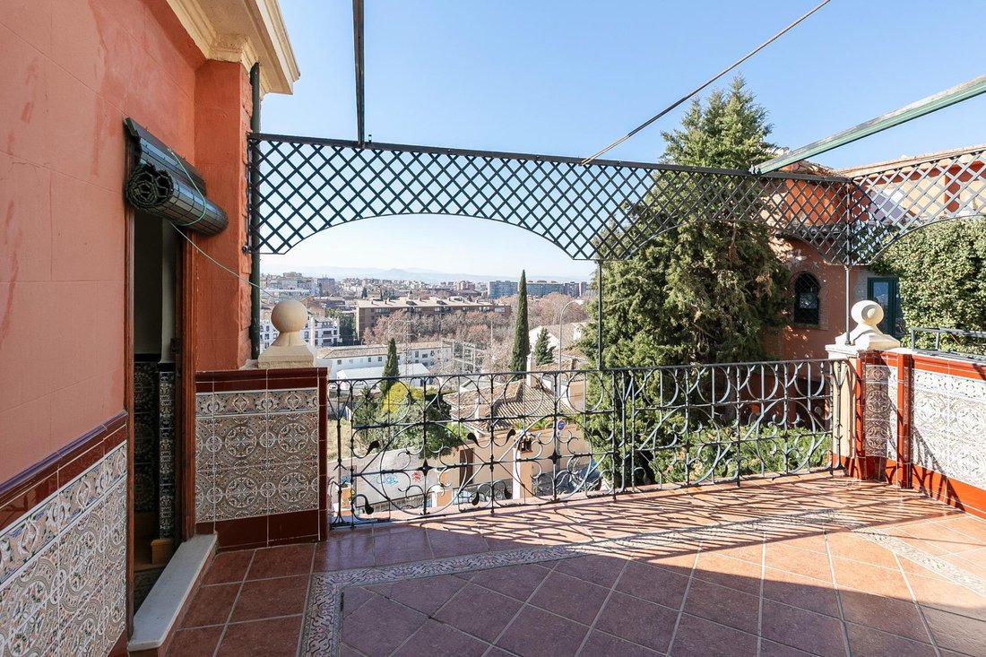 Granada House In Granada, Andalusia, Spain For Sale (15193956)