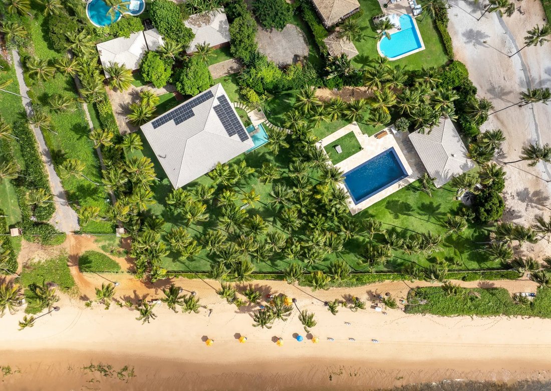 Bah462 Stunning Seafront House In In Praia Do Forte, State Of Bahia ...