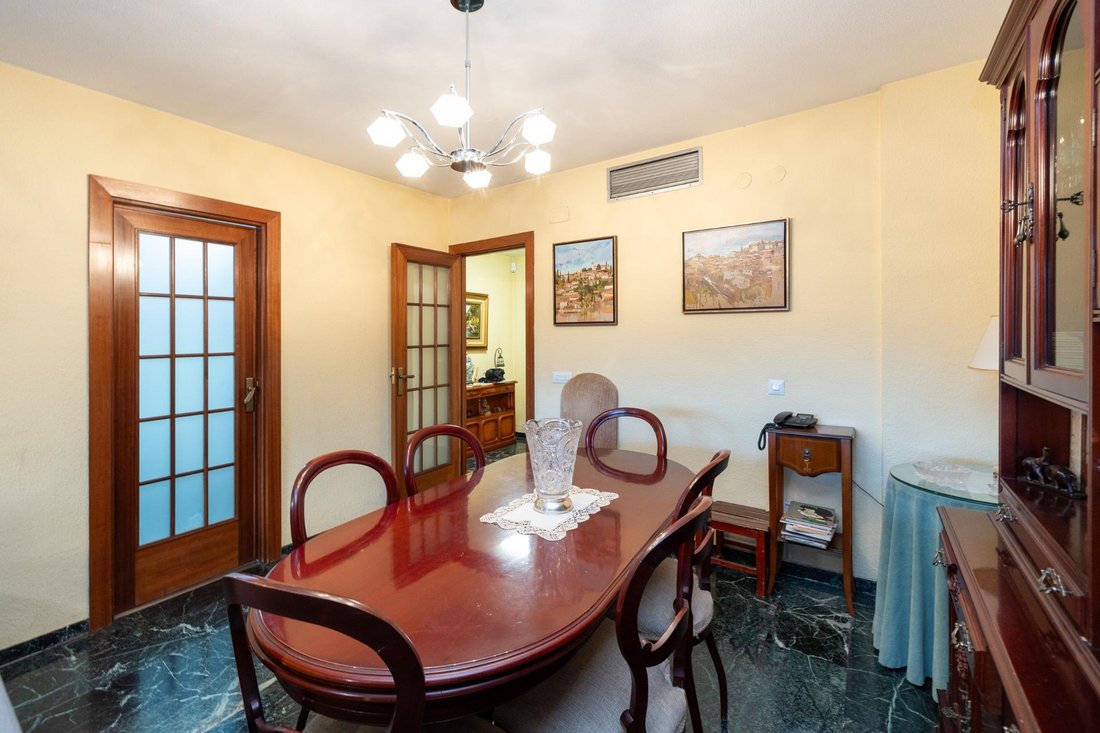 Granada Flat In Beiro, Granada, Spain For Sale (15193996)