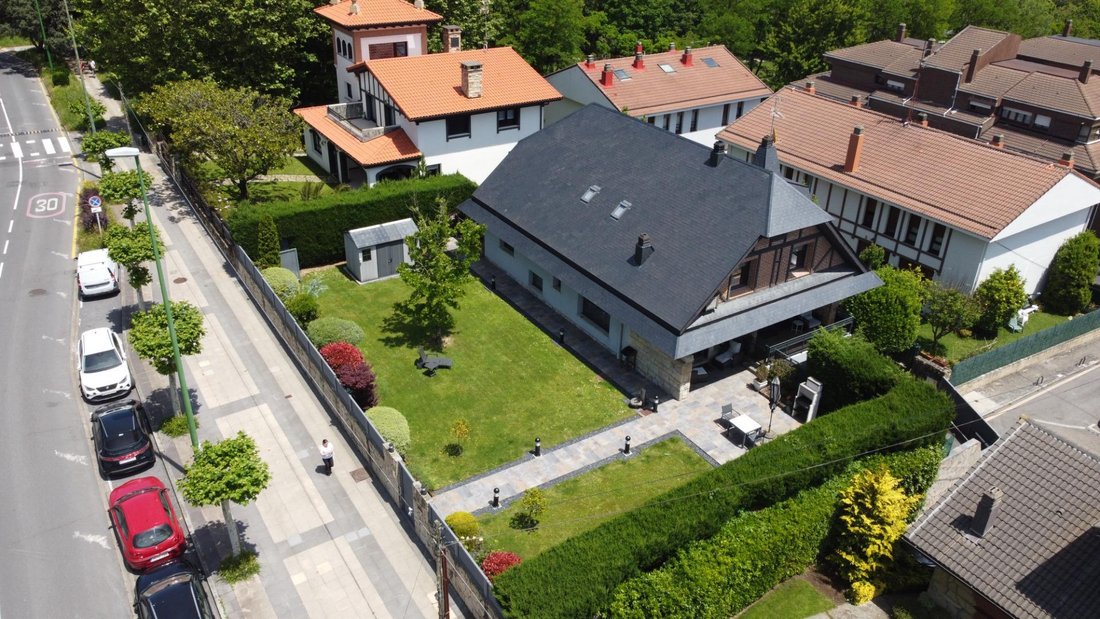 Getxo Villa In Getxo, Basque Country, Spain For Sale (15192319)