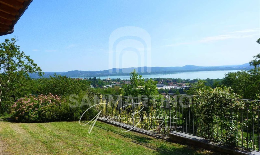 Comerio Villa Vista Lago In Comerio, Lombardy, Italy For Rent (15201292)