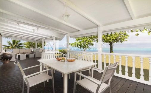 Luxury homes with private beach for sale in Moorea-Maiao, Windward ...