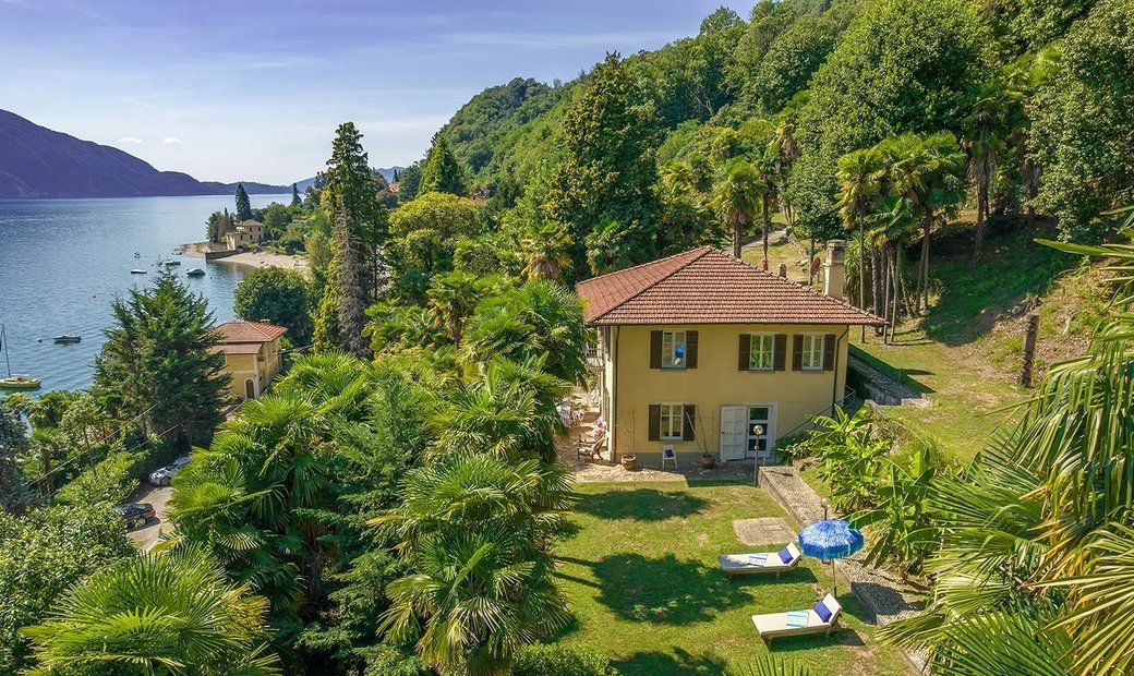 House With Park And Dock For Sale On Lake Maggiore In Gonte, Piedmont ...