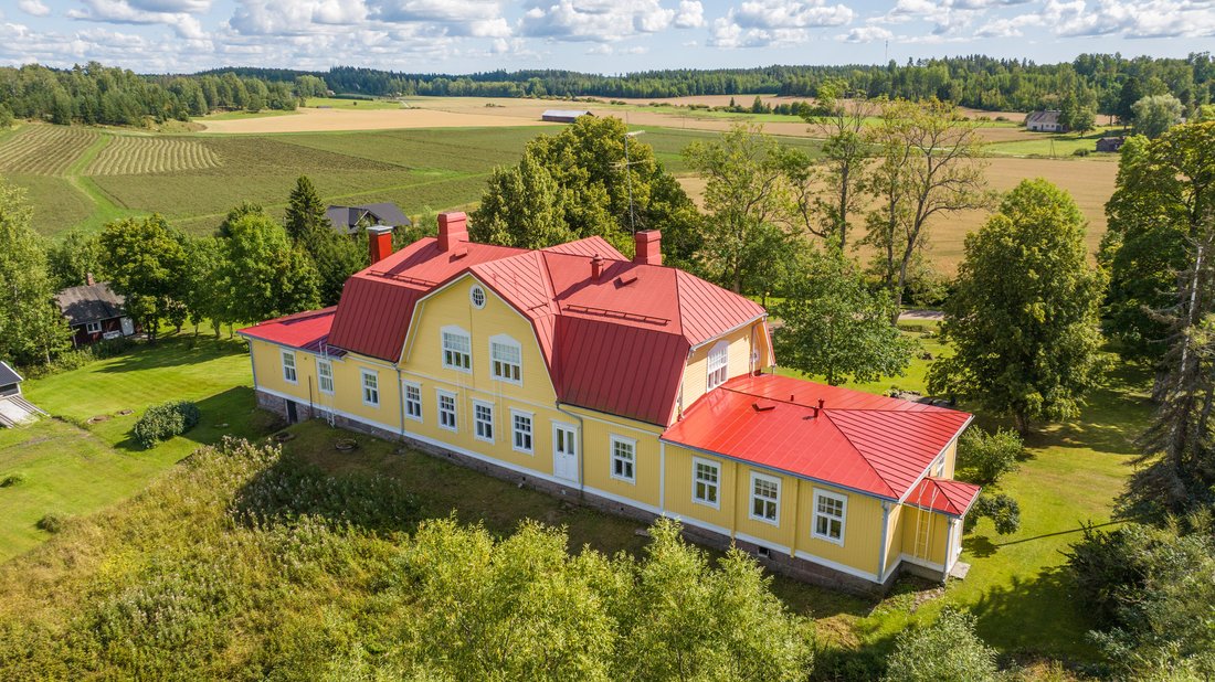 A Historic Mansion Full Of Possibilities In Porvoo, Uusimaa, Finland ...