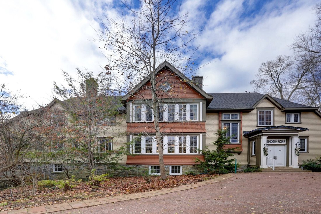 Senneville, Montréal In Senneville, Quebec, Canada For Sale (13880697)