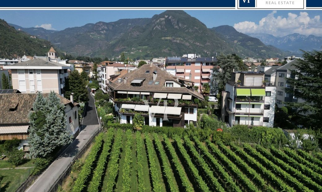 Moderno Bilocale Dalle Generose In Bolzano, Trentino South Tyrol, Italy ...