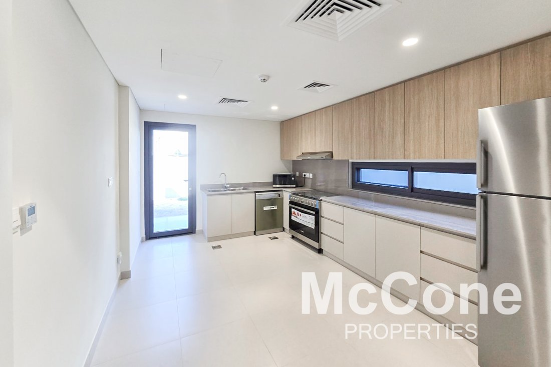 Brand New | Modern | Corner Unit In Dubai, Dubai, United Arab Emirates ...