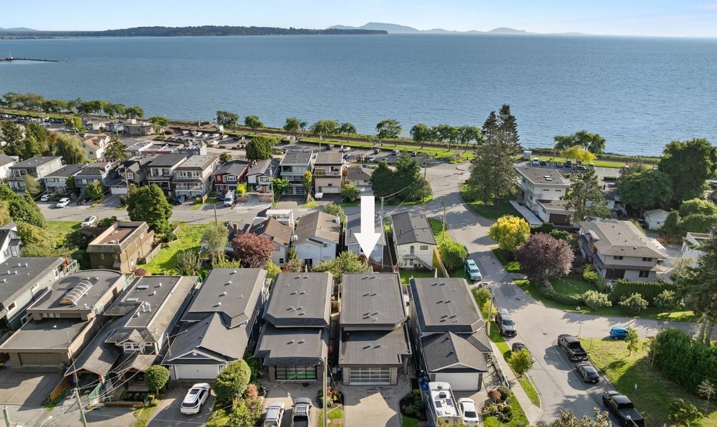 Spacious White Rock Home Steps From The In White Rock, British Columbia ...