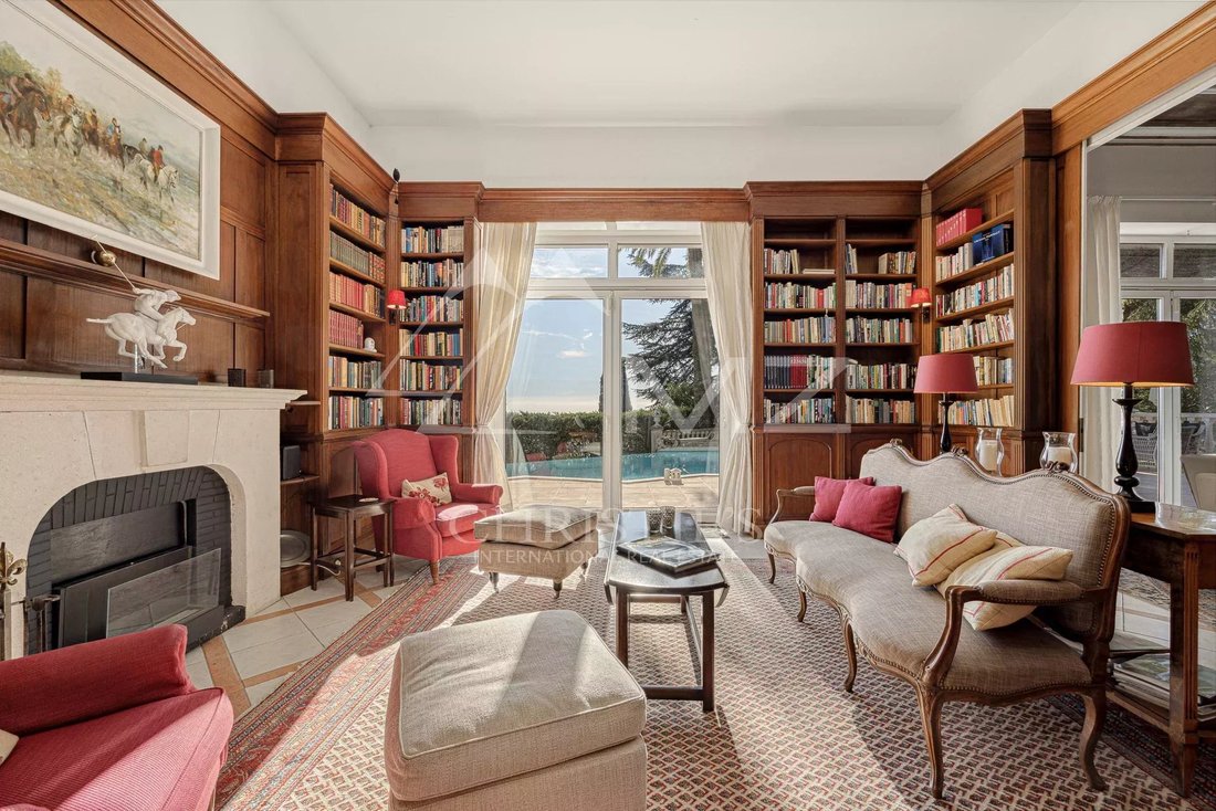 Spacious Mas In A Dominant In Grasse, Provence Alpes Côte D'azur ...