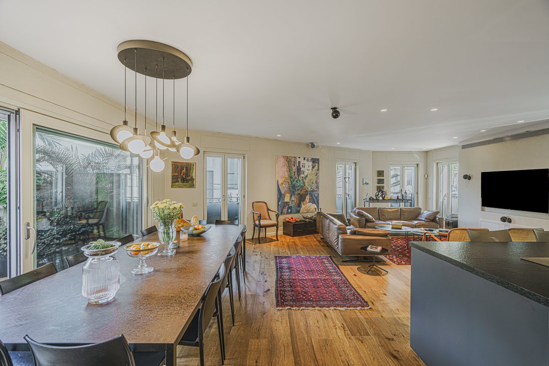 Captivating 2 Story Attached House In Tel Aviv Yafo, Tel Aviv District ...