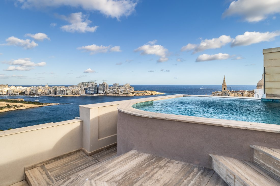 Stunning Luxuriously Finished Townhouse In Valletta, Malta For Sale ...